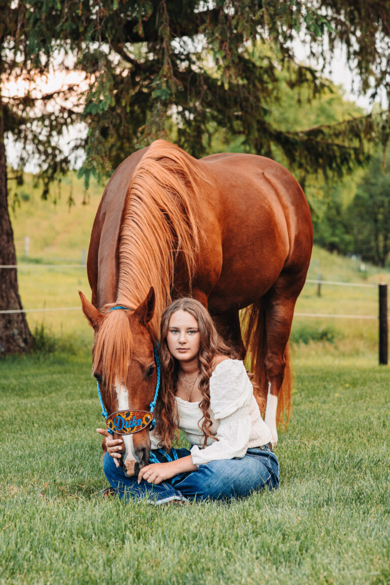 Megan's Senior Session: A Perfect Western Themed Adventure